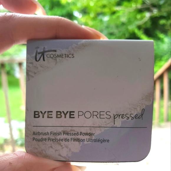 it cosmetics | Makeup | It Cosmetics Bye Bye Pores Airbrush Finish ...
